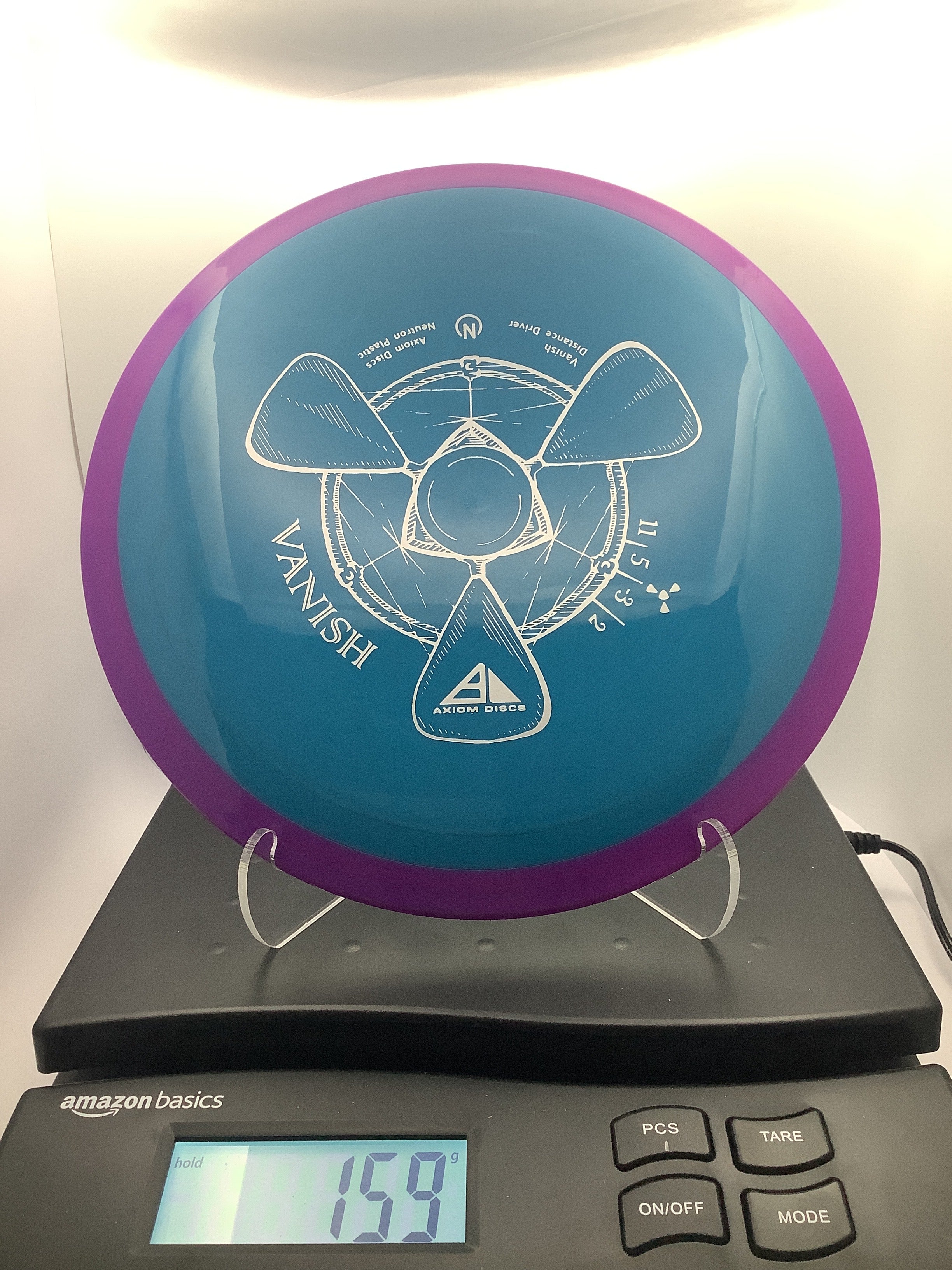 Axiom Classic Neutron Vanish Ultralite – Woodland Valley Disc Golf